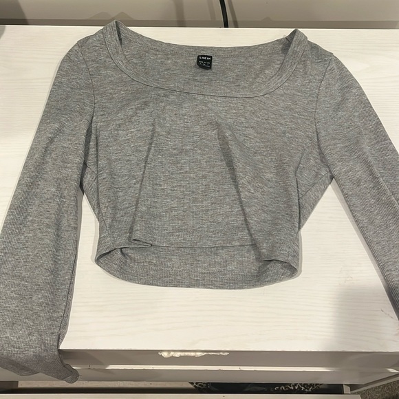 SHEIN | Tops | Gray Long Sleeve Crop Top | Poshmark